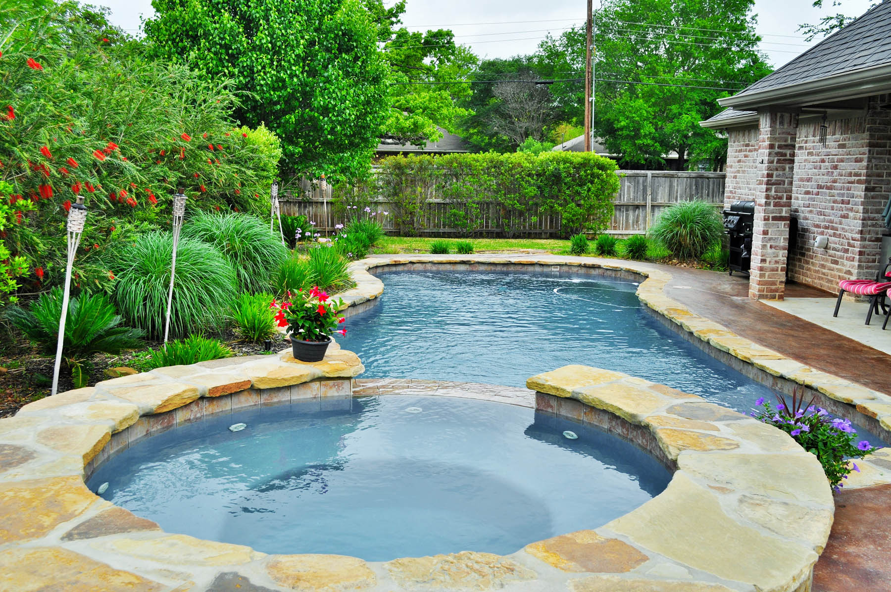 Bring More Fun to Your Backyard with a Custom Poolscape - Sunshine Fun ...